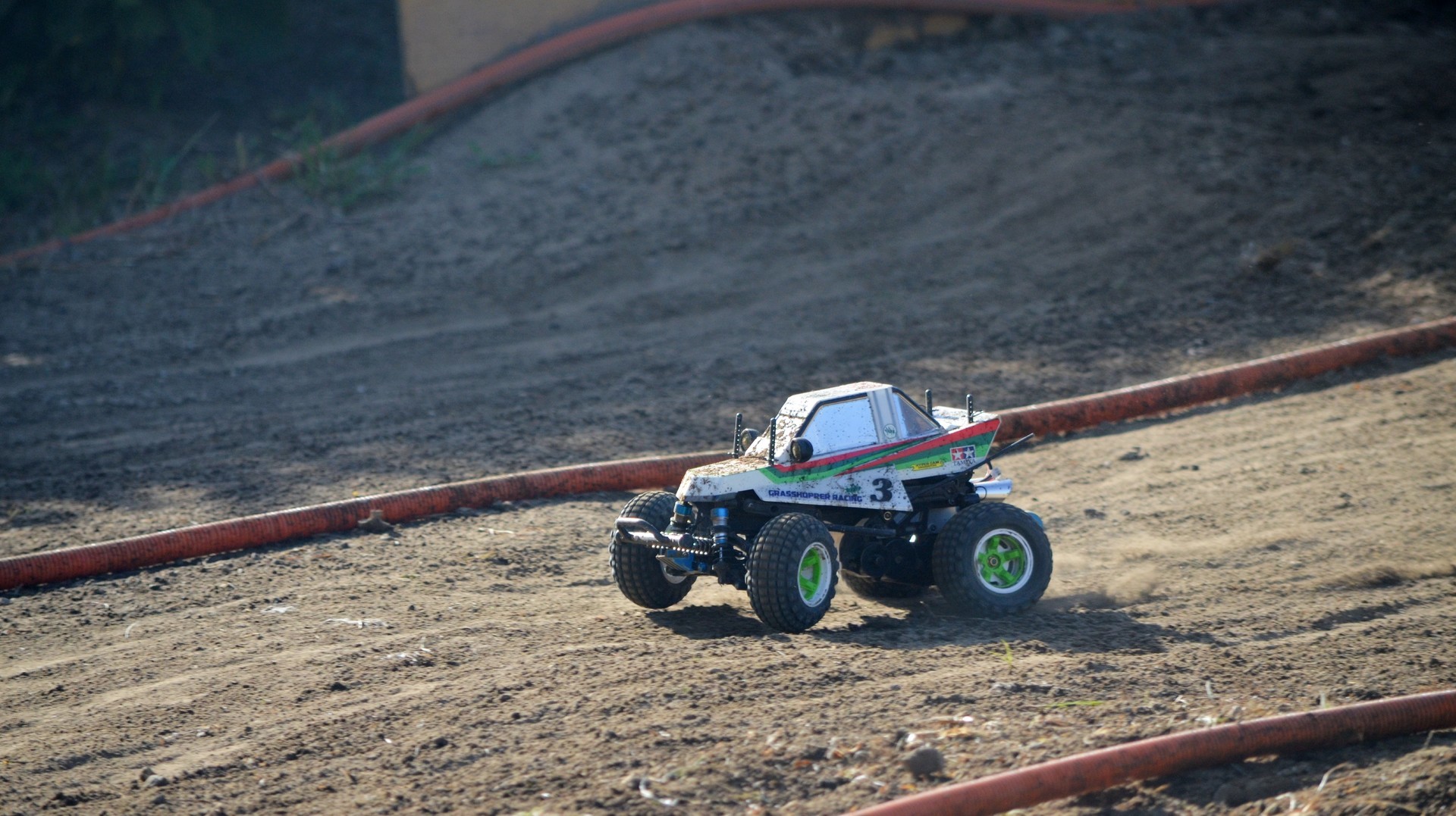 Vol.3試走 コミカルグラスホッパー ダートコース RC•HIROBA: きよたかの車輪ぐるぐる