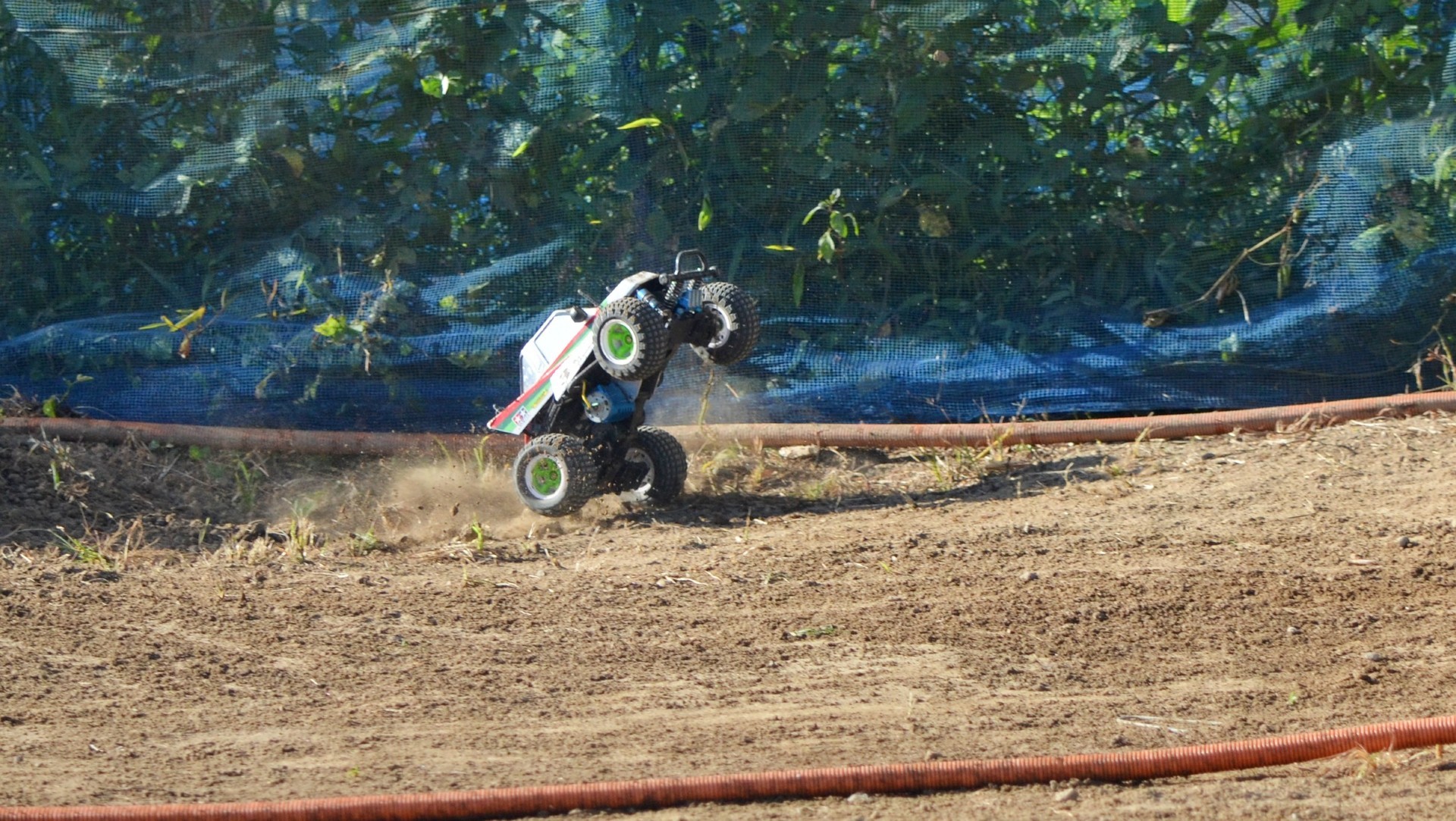 Vol.3試走 コミカルグラスホッパー ダートコース RC•HIROBA: きよたかの車輪ぐるぐる