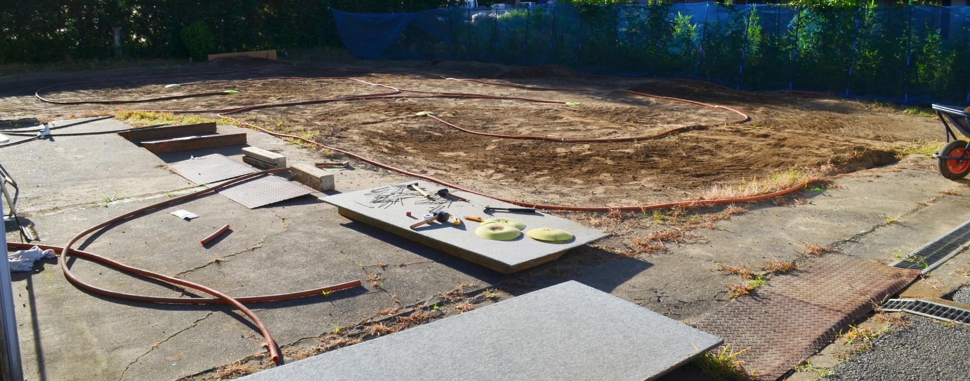 Vol.3試走 MF-01 X ダートコース RC•HIROBA: ラジコンカー、車輪ぐるぐる